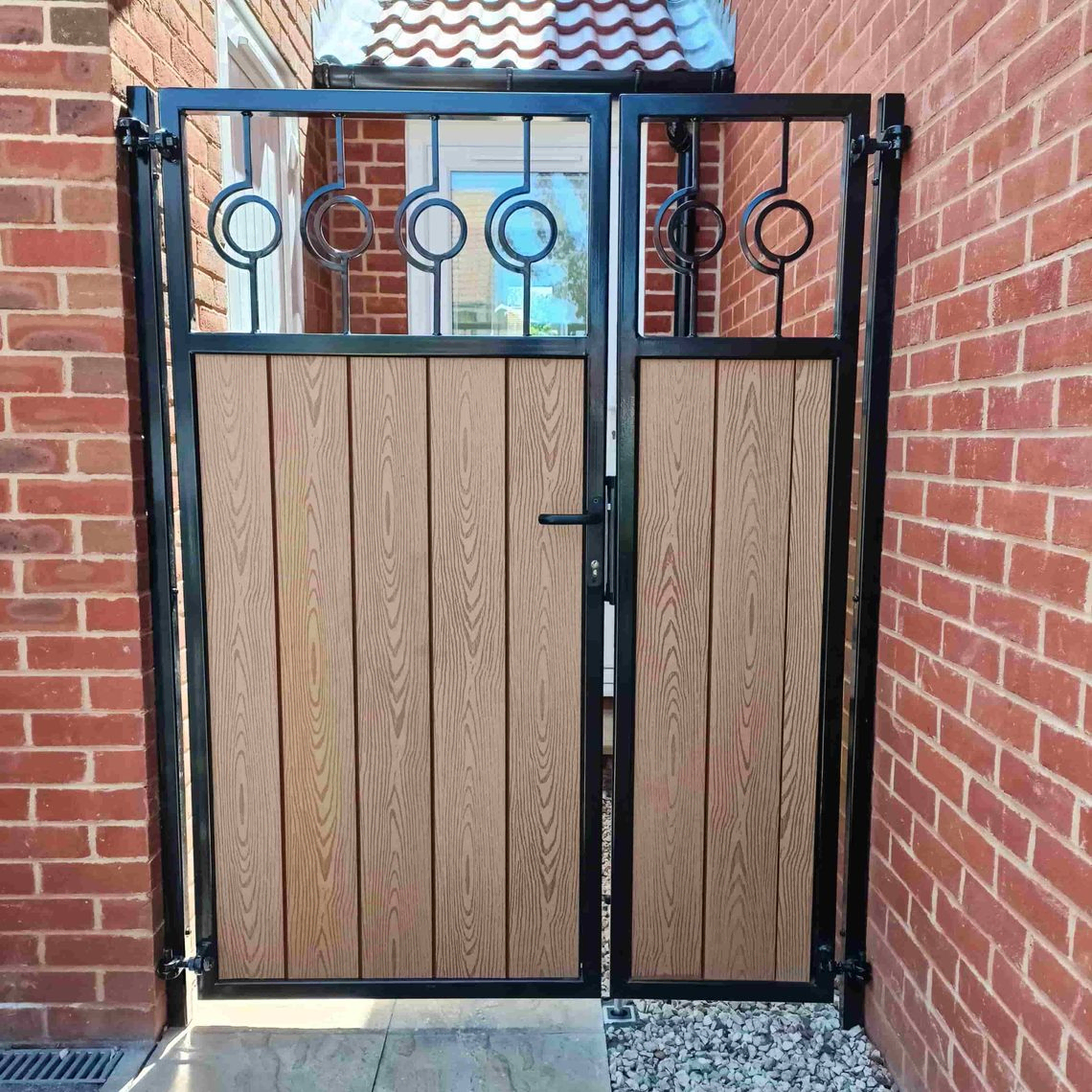 Composite Gates in Fareham | The Local Wrought Iron Company