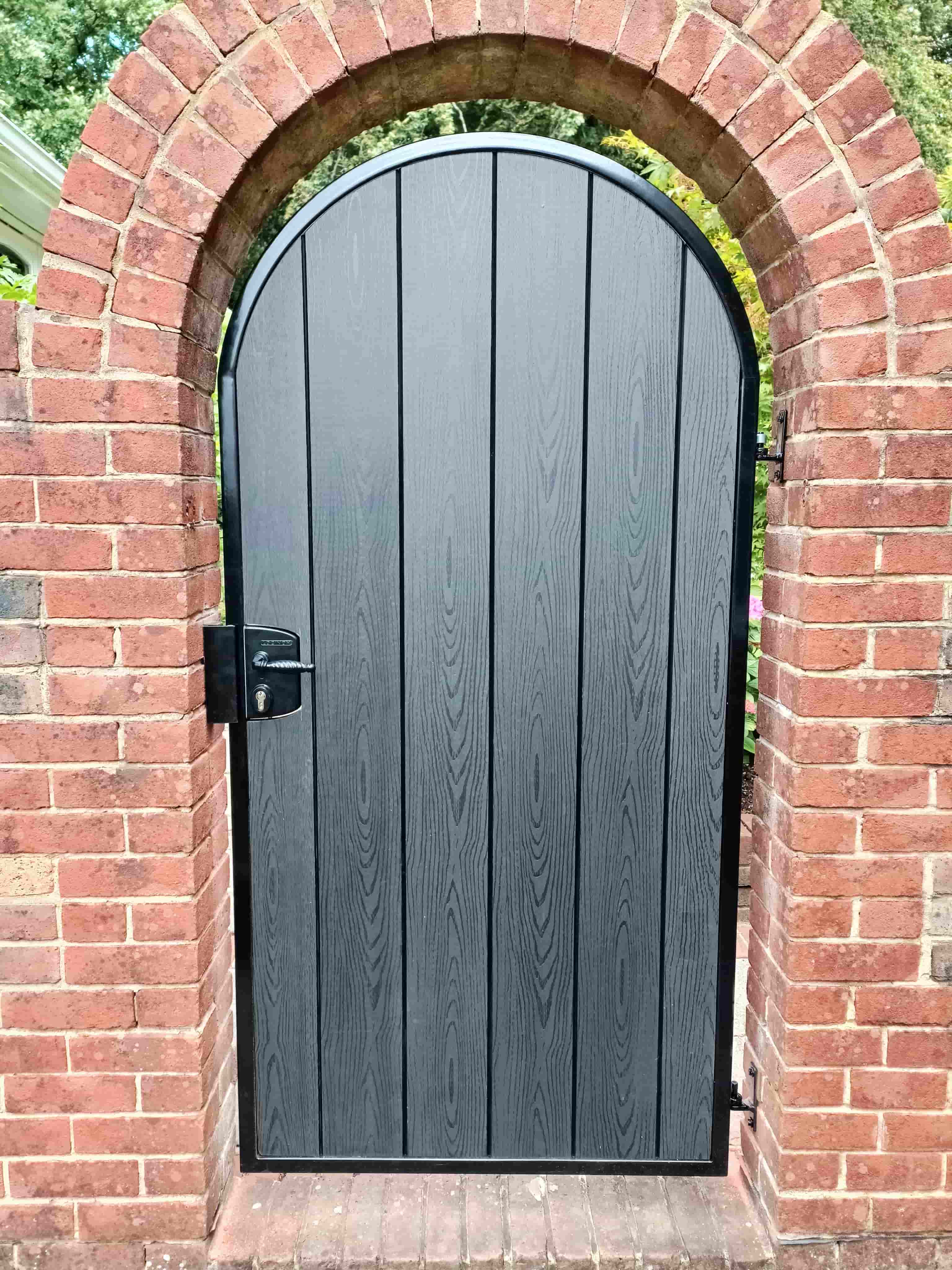 Composite Gates in Fareham | The Local Wrought Iron Company